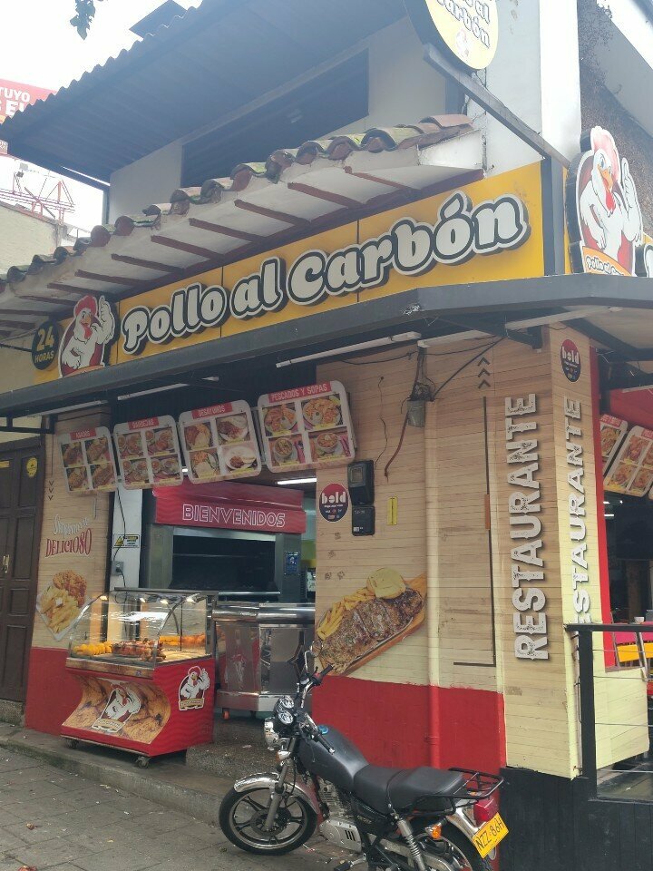 Restoran Charcoal Chicken, Medellin, foto