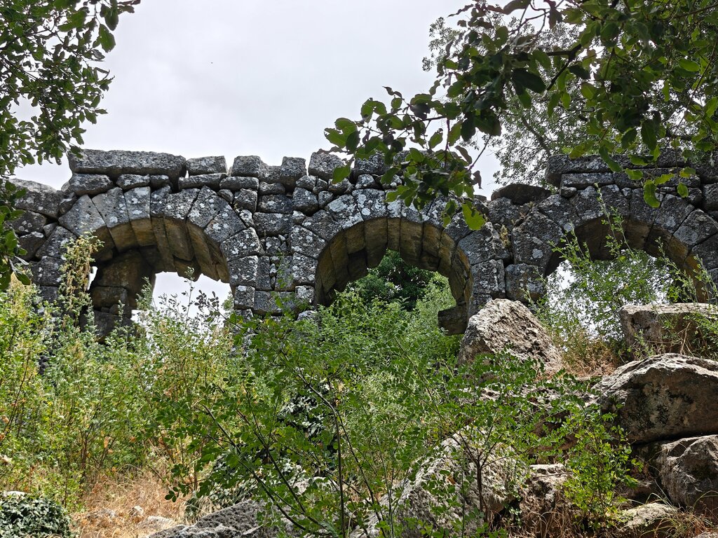 Turistik yerler Termessos Kent Kapisi Ve Nizamiyesi, Döşemealtı, foto