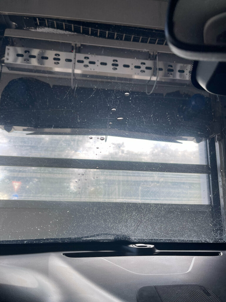 Oto yıkama Робот мойка, Volgograd, foto