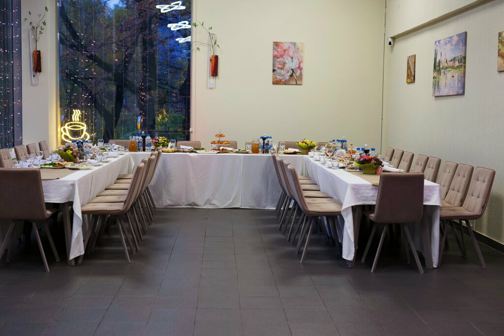 Kafe Кафе Корт Ленинградское шоссе 45 Б стр2, Moskova, foto