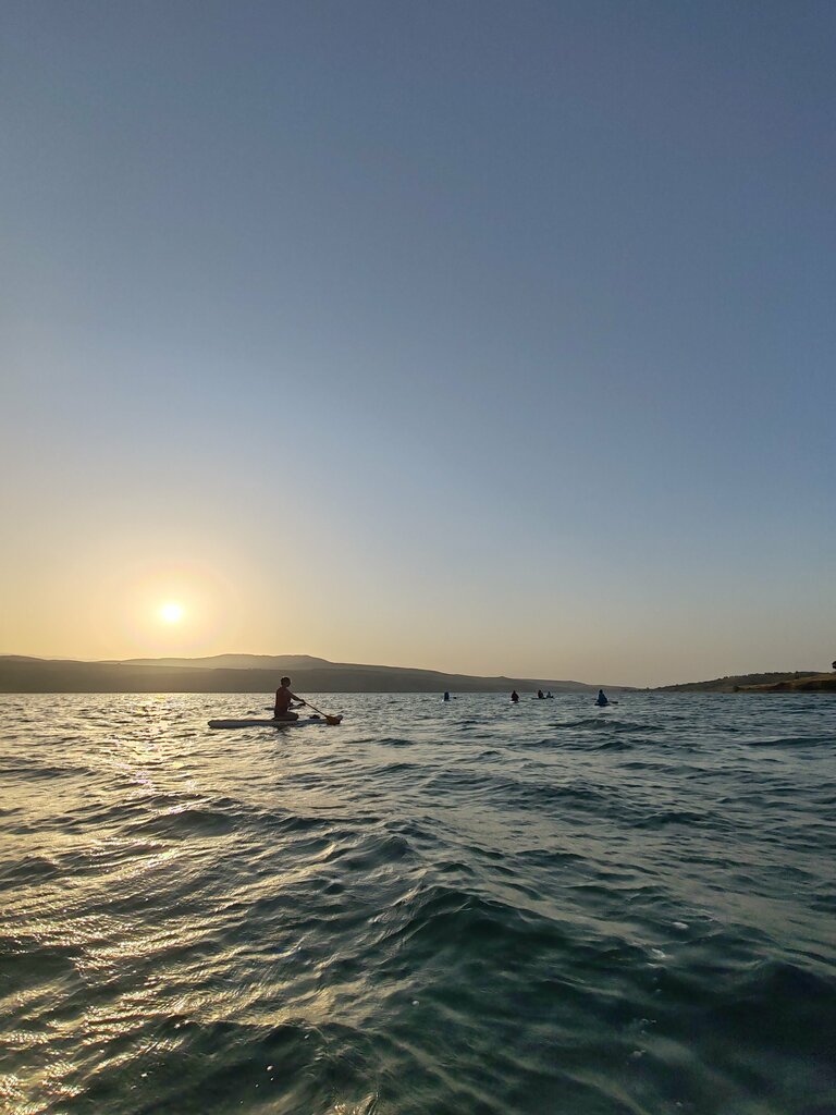 Kürek sörfü Easy Breezy Sup, Tiflis, foto
