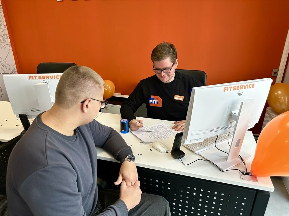 Otomobil servisi Fit Service, Yekaterinburg, foto