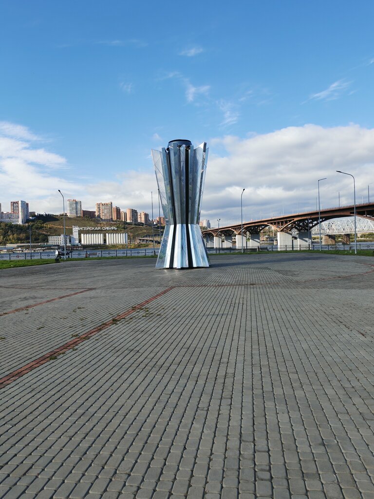 Dekorasyon ve süsleme, onur panosu Чаша огня универсиады, Krasnoyarsk, foto