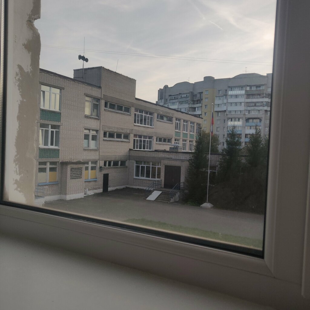 Ortaokul Srednyaya obshcheobrazovatelnaya shkola № 20, Dzerjinsk, foto