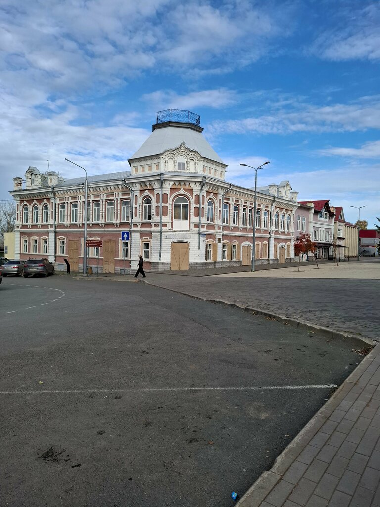 Turistik yerler Торговый дом купцов Чирковых, Birsk, foto