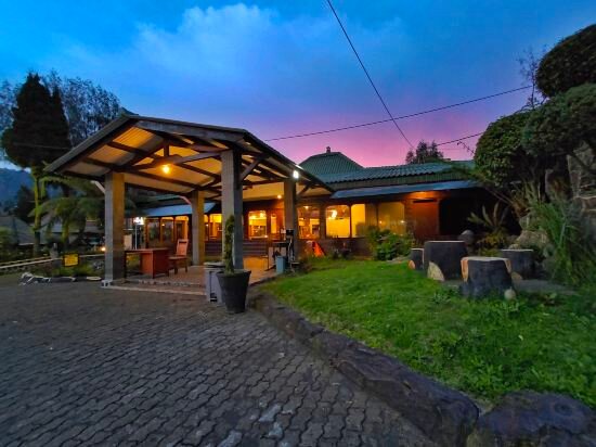 Otel Bromo Holiday Guesthouse, , foto