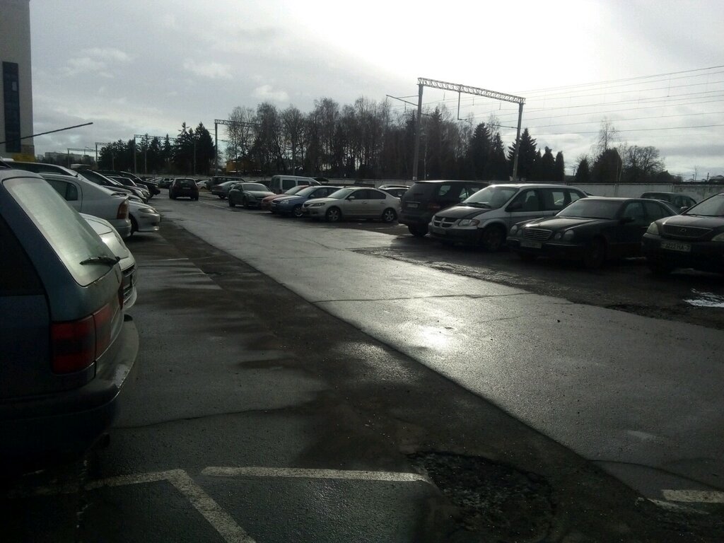 Otoparklar Parking lot, Minsk, foto