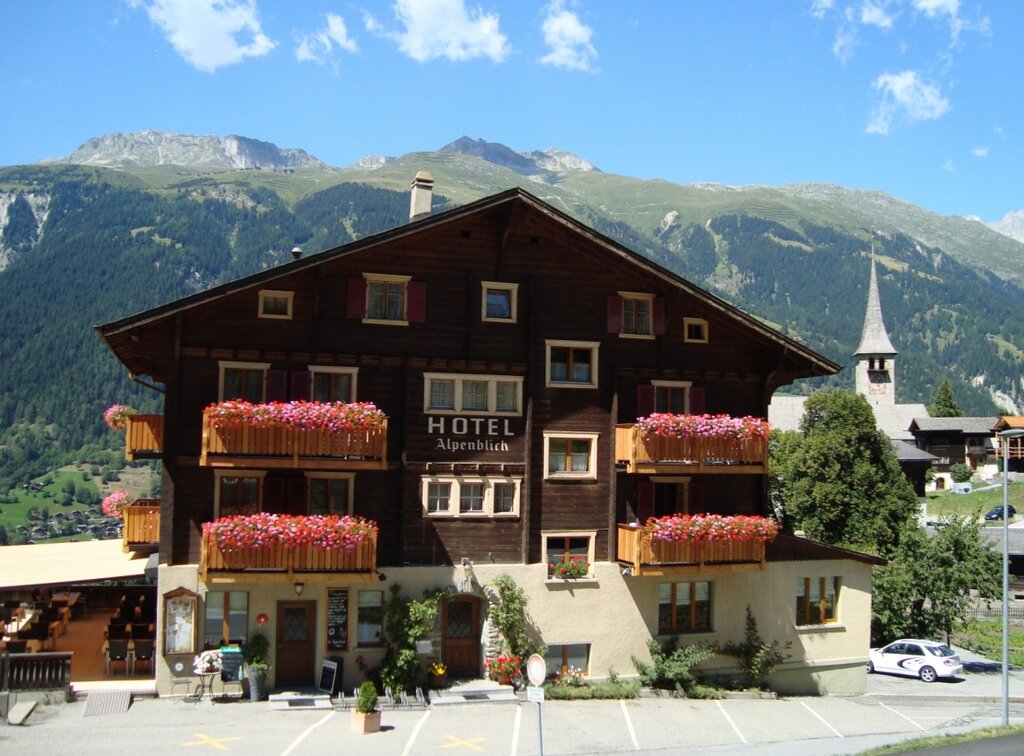 Otel Hotel Alpenblick Ernen, Valais, foto