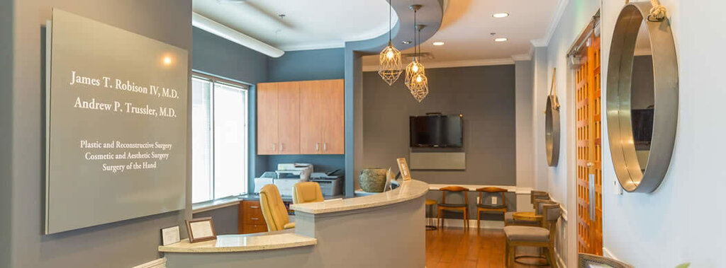 Spa Andrew P. Trussler, Md, Texas, foto