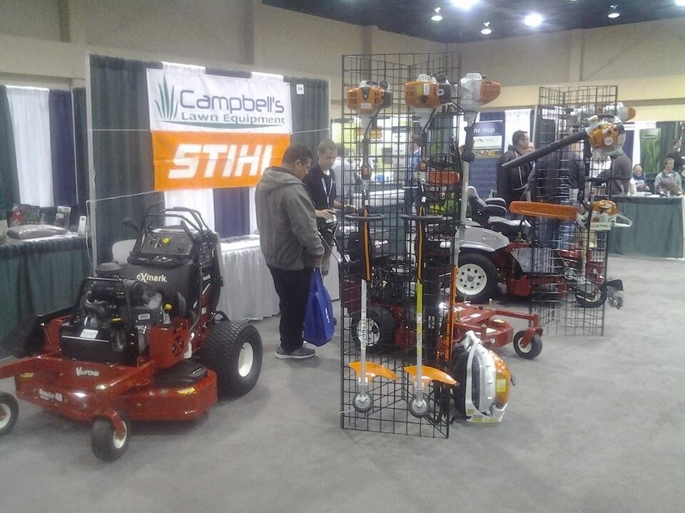 Bahçe ekipmanları ve teknolojileri Campbell's Lawn Equipment, Georgia Eyaleti, foto