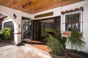 Posada El Quijote Country Inn (Provincia de San Jose, Canton de Escazu, Distrito de San Rafael), otel  San Jose İli'nden