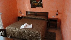 Piazza Salento (Viale Oronzo Quarta No:40, Lecce), otel  Lecce'den