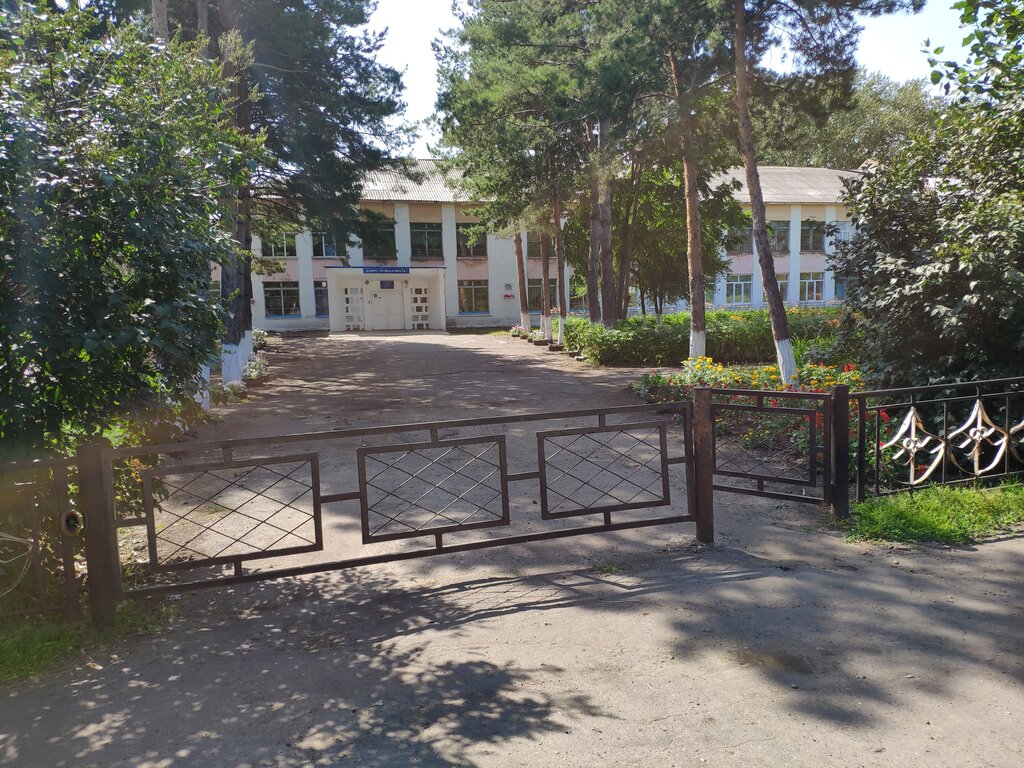 Ortaokul Большереченская средняя общеобразовательная школа, корпус № 2, Omskaya oblastı, foto