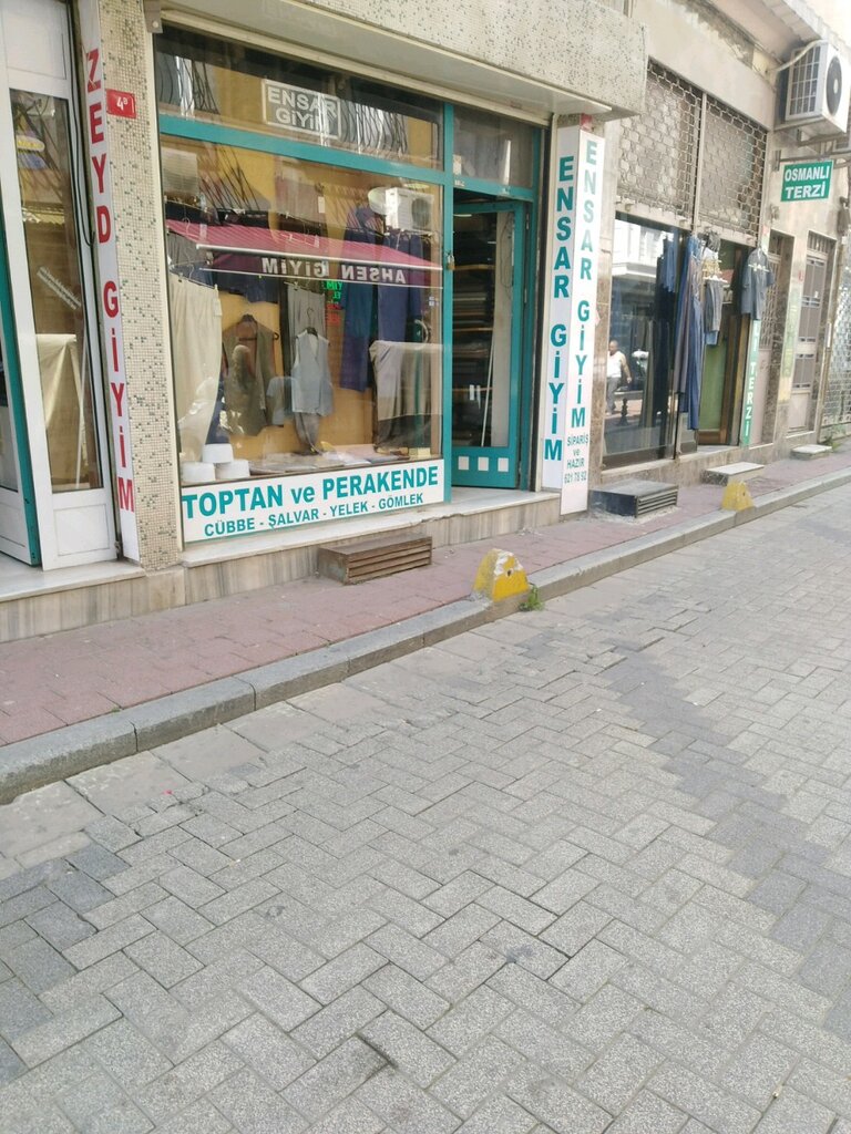 Giyim mağazası Ensar Giyim, İstanbul, foto