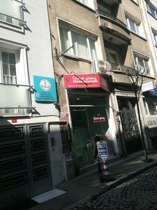 Selçuk Yılmaz Kuaför (19 Mayıs Mah., Operatörraifbey Sok., No:9/A, Şişli, İstanbul), berberler  İstanbul'dan