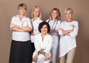 Meditsinsky tsentr Iris (Komsomolskiy prospekt No:11), tıp merkezleri ve klinikler  Çeliabinsk'ten
