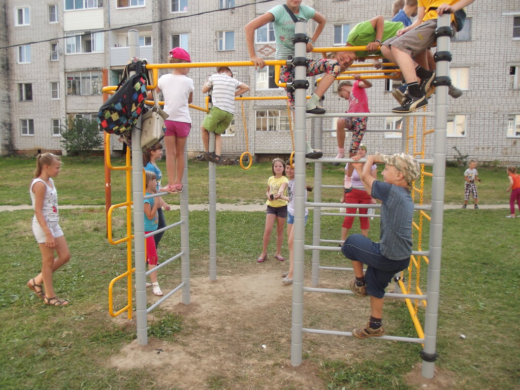 Oyun alanı Playground, Kolçugino, foto