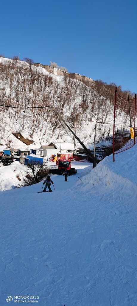 Spor kulüpleri СШОР по Горнолыжному Спорту и Сноуборду, Holmsk, foto