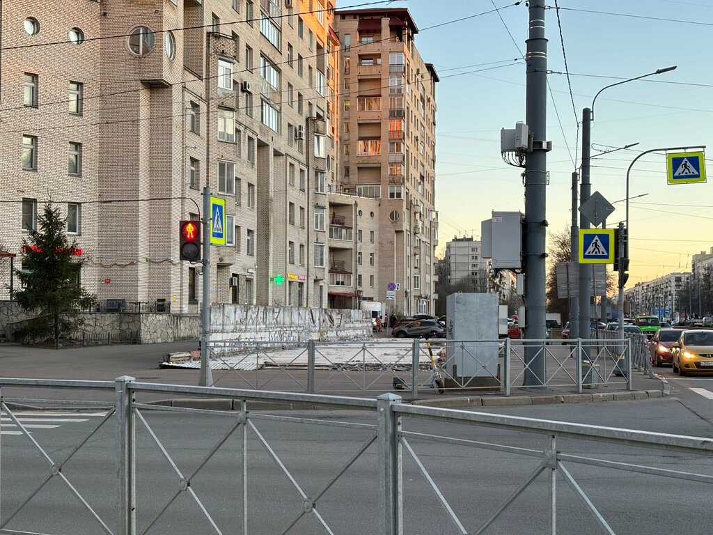 Alışveriş merkezleri ТК Тимуровский, Saint‑Petersburg, foto