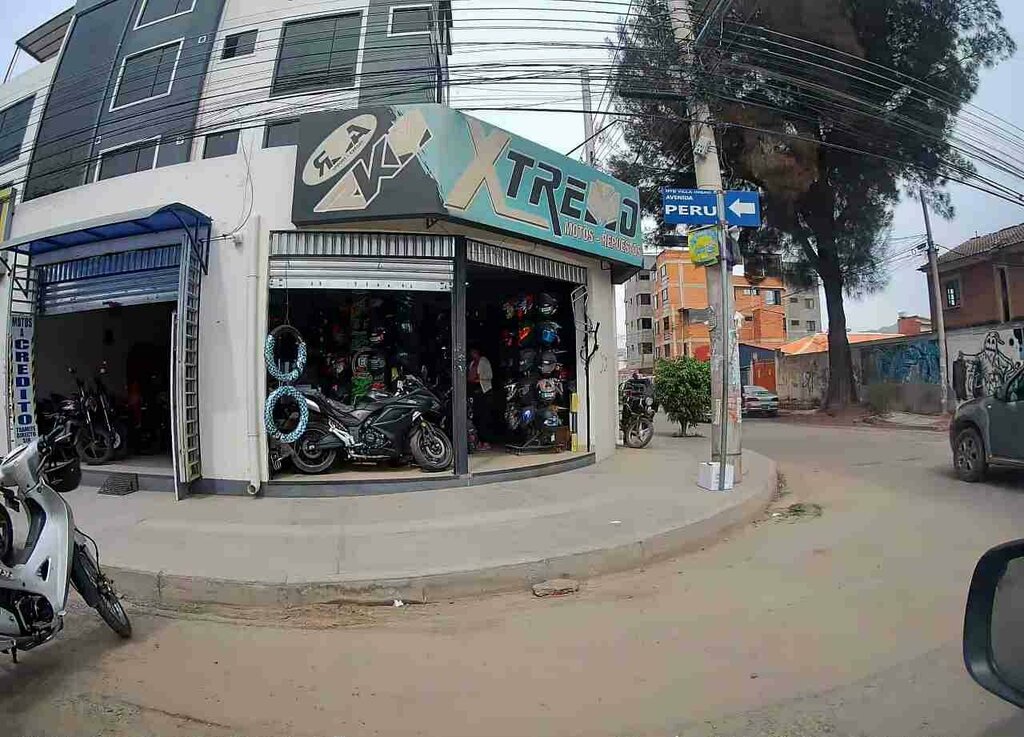Motosiklet yedek parçaları Xtremo, Cochabamba, foto