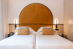 The Editory Garden Porto Hotel (Rua da Firmeza No:39), otel  Porto'dan