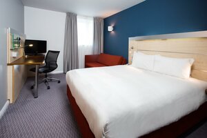Holiday Inn Express Swindon City Centre (England, Swindon, Swindon), otel  Swindon'dan
