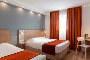 Kyriad Montpellier Saint Jean De Vedas (Occitanie, Hérault, Saint-Jean-de-Védas, Rue Robert Schuman), otel