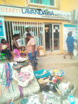 Yuzaety (Luanda, Rua dos Heróis), çamaşırhaneler  Loanda'dan