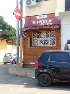 Hambúrguer (Luanda, Rua 2), fast food  Loanda'dan
