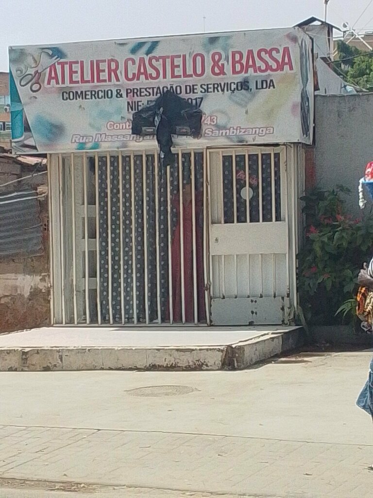 Terziler Atelier castelo e bassa, Loanda, foto