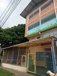 Jadin Infantil Torrecita De Papel (Valle del Cauca, Municipio de Santiago de Cali, Comuna 16, Ciudad 2000, Carrera 69, 33A-09), ortaokul  Cali'den
