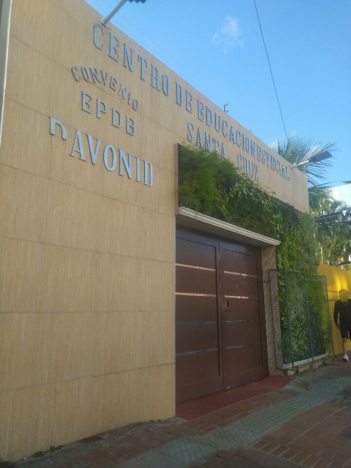 Ortaokul Centró de Educación Especial Santa Crúz Davonid, Santa‑Krus, foto