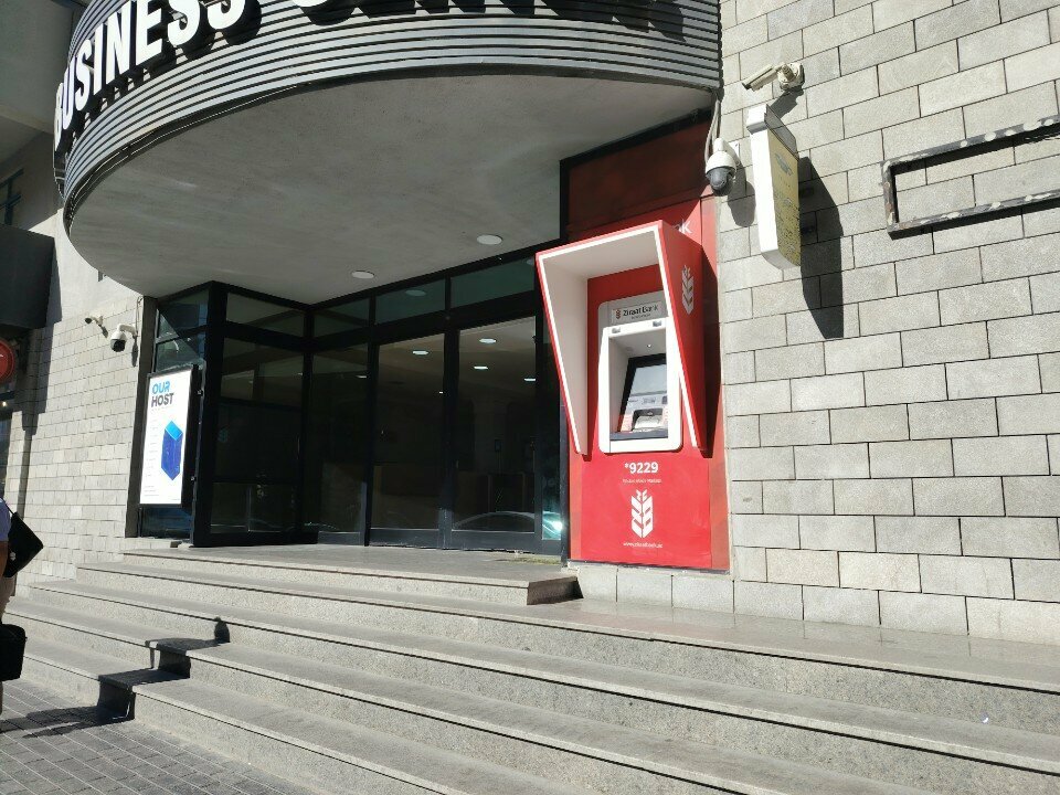 ATM'ler Ziraat Bank Azərbaycan - Kaspian Biznes Mərkəzi ATM, Bakü, foto