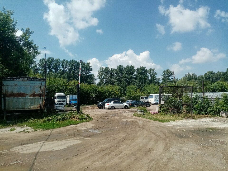 Geçiş noktaları, güvenlik kontrol alanı Автостоянка, Omsk, foto