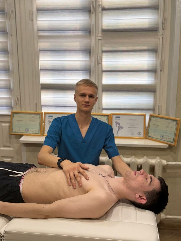 Kemik hastalıkları doktoru Остеопат, мануальный терапевт, Çehov, foto