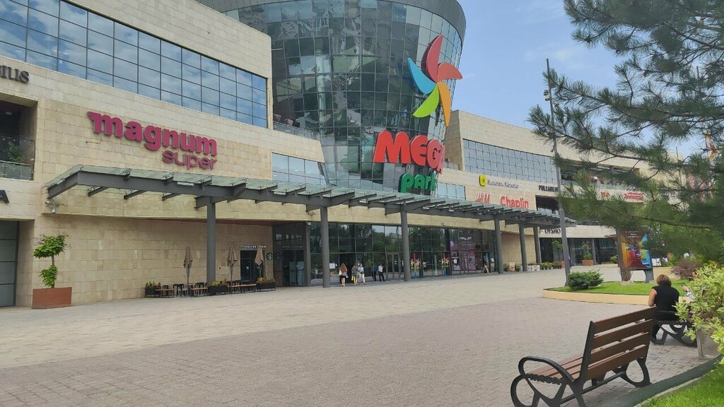 Giyim mağazası Corneli Almaty, Almatı, foto