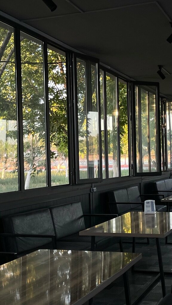 Kafe Circle Pub, Nukus, foto