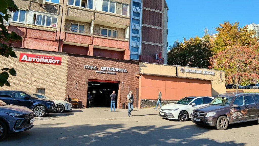 Araç camlarının renklendirilmesi Centr tonirovki, Moskova, foto