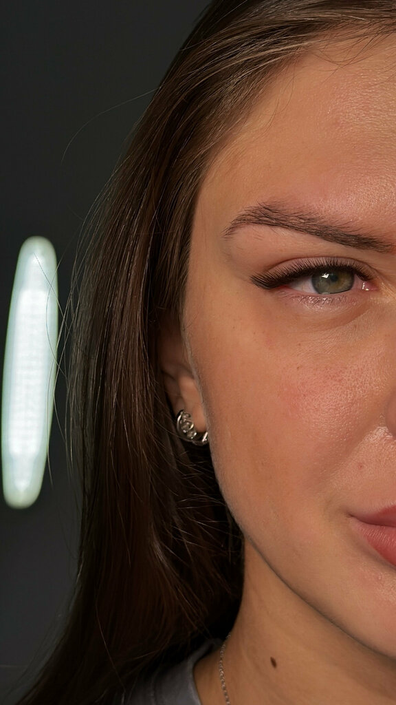 Kaş ve kirpik salonu Laroom, Moskova, foto