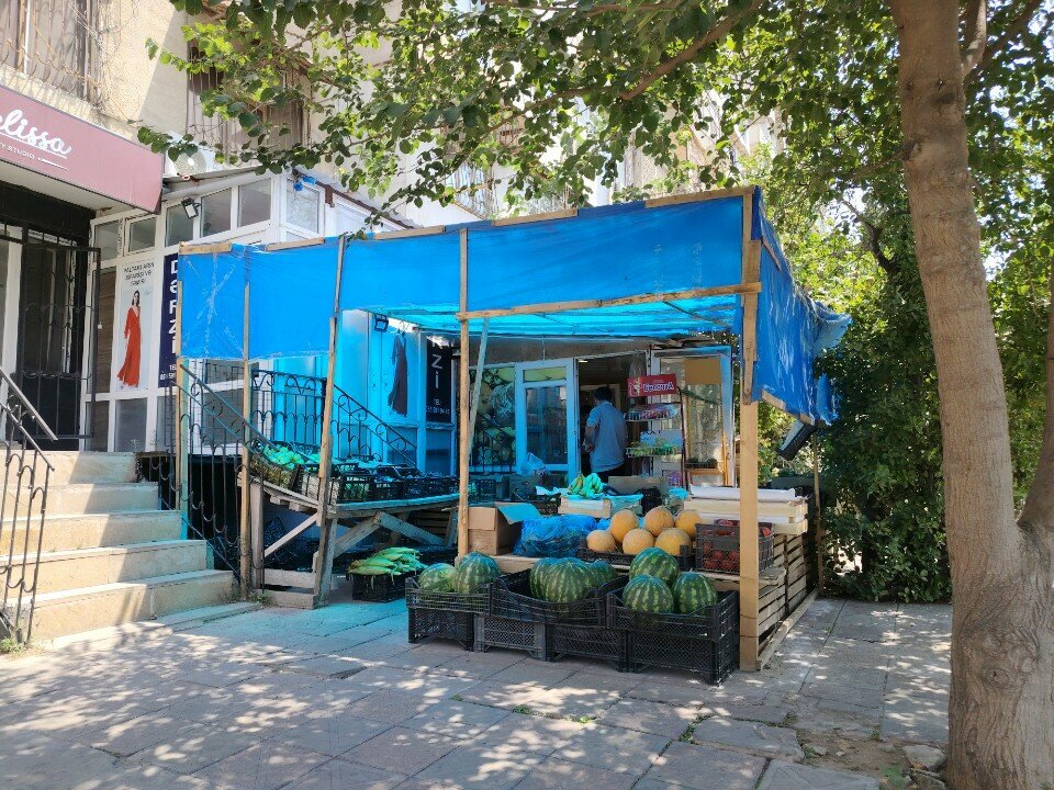 Manavlar Meyvə tərəvəz, Bakü, foto