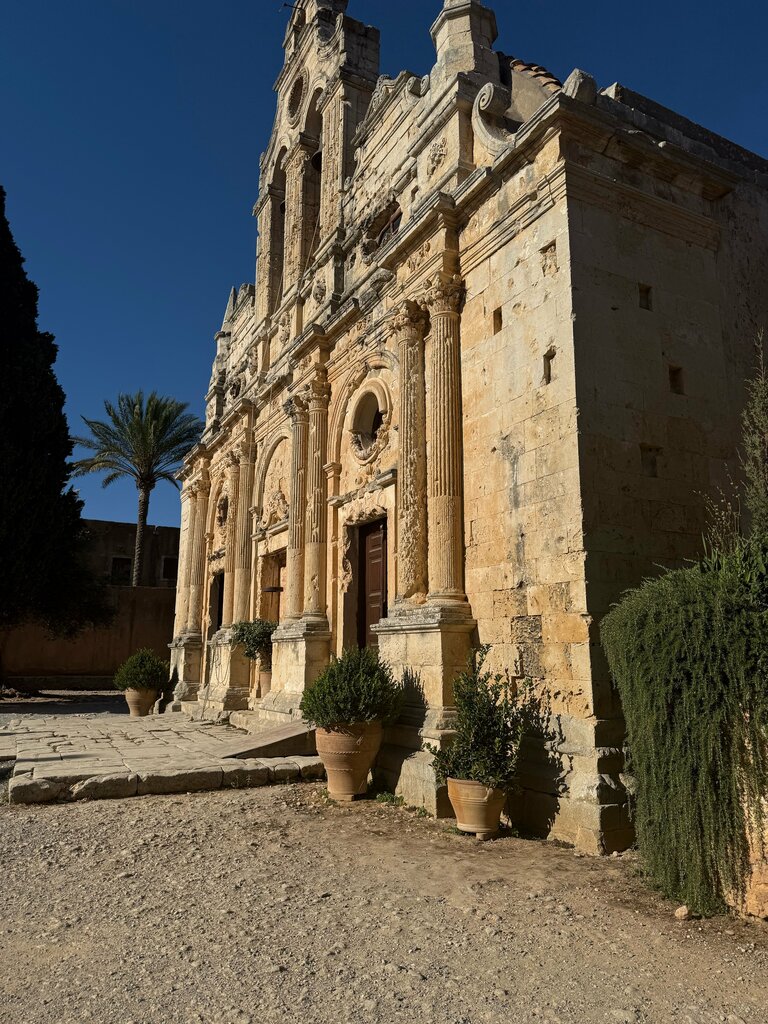 Manastır Arkadi, Dünya, foto