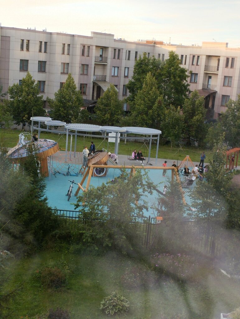 Oyun alanı Playground, Puşkin, foto