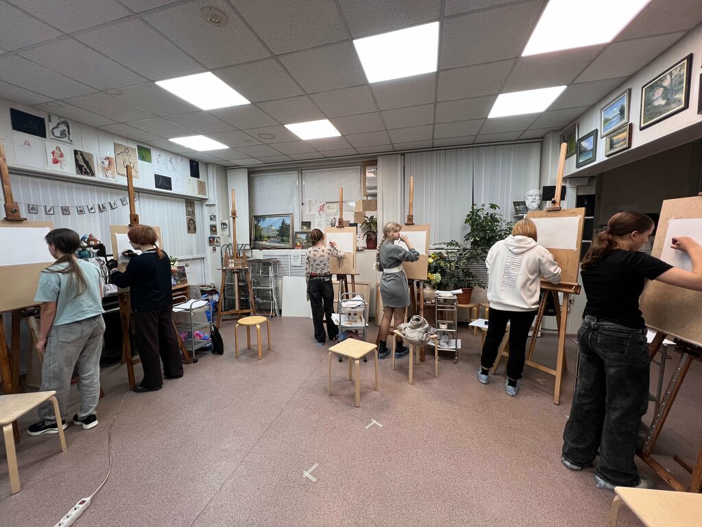 Meslek kursları Художественная студия Анны Брюхановой, Omsk, foto