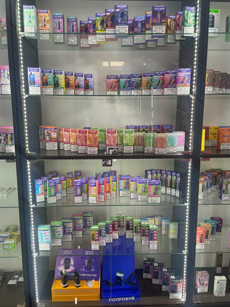 Tütün, sigara mağazaları Магазин табака и курительных принадлежностей, Saint‑Petersburg, foto