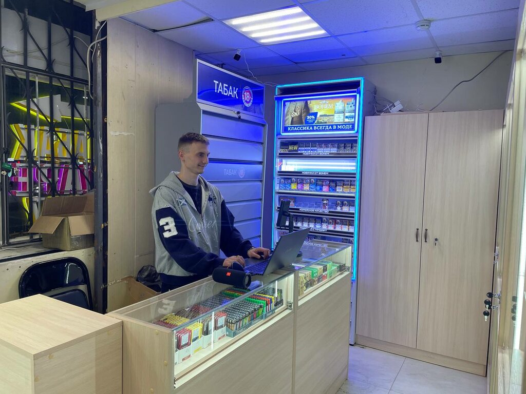 Tütün, sigara mağazaları Гэнг-Табак, Saint‑Petersburg, foto
