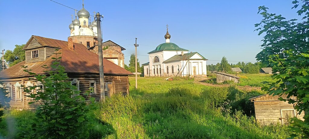 Ortodoks kiliseleri Tserkov Ilii Proroka V Arefino, Yaroslavskaya oblastı, foto