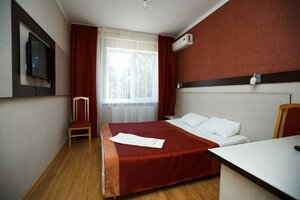Familia (ulitsa Gogolya No:111, posyolok gorodskogo tipa Mostovskoy), otel  Krasnodarski krayından