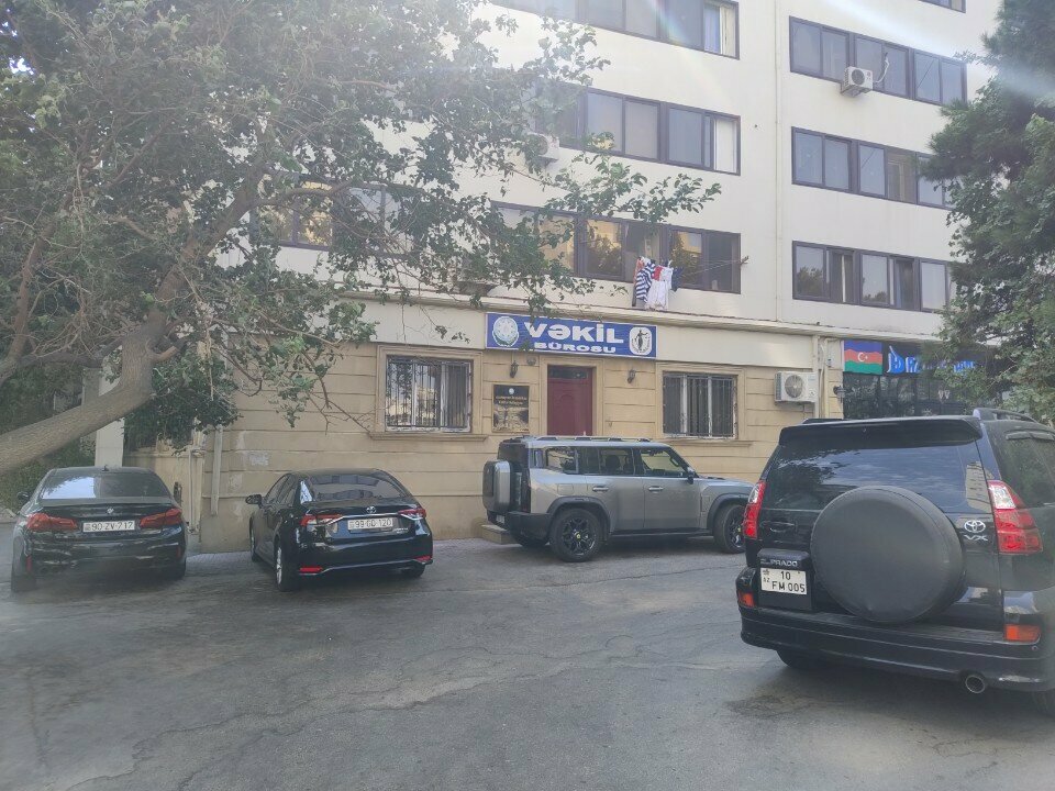 Hukuk büroları Vəkil Bürosu, Bakü, foto