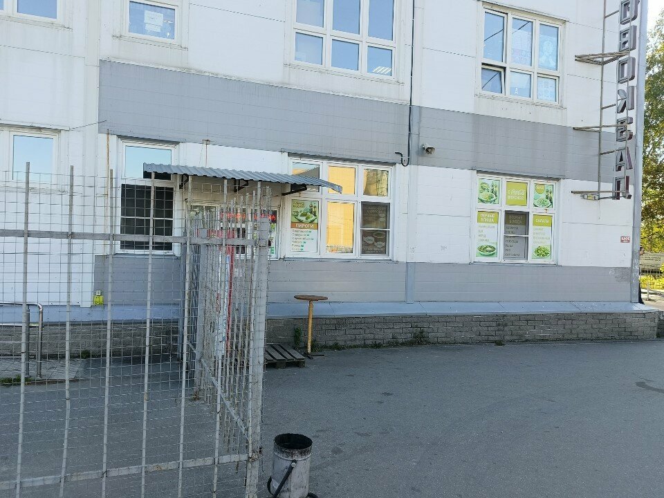 GSM operatörleri МТС, терминал для выдачи SIM-карт, Nijni Novgorod, foto