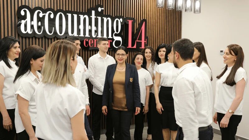 Muhasebeciler L4 Accounting Center, Hrazdan, foto